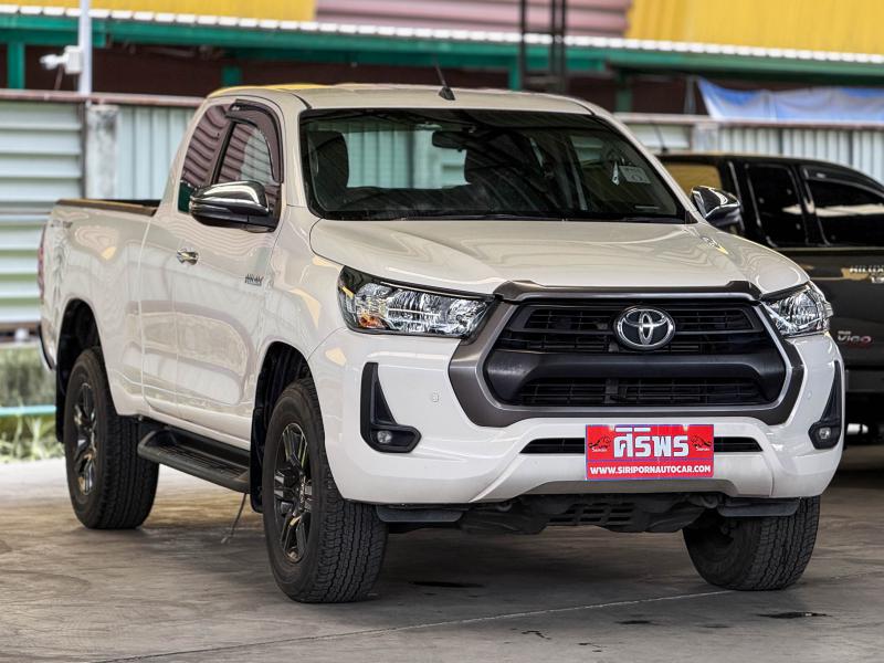 REVO CAB 2.4 ENTRY PRERUNNER รถมือสองเชียงใหม่ รถมือสองลำพูน รถยนต์มือสอง