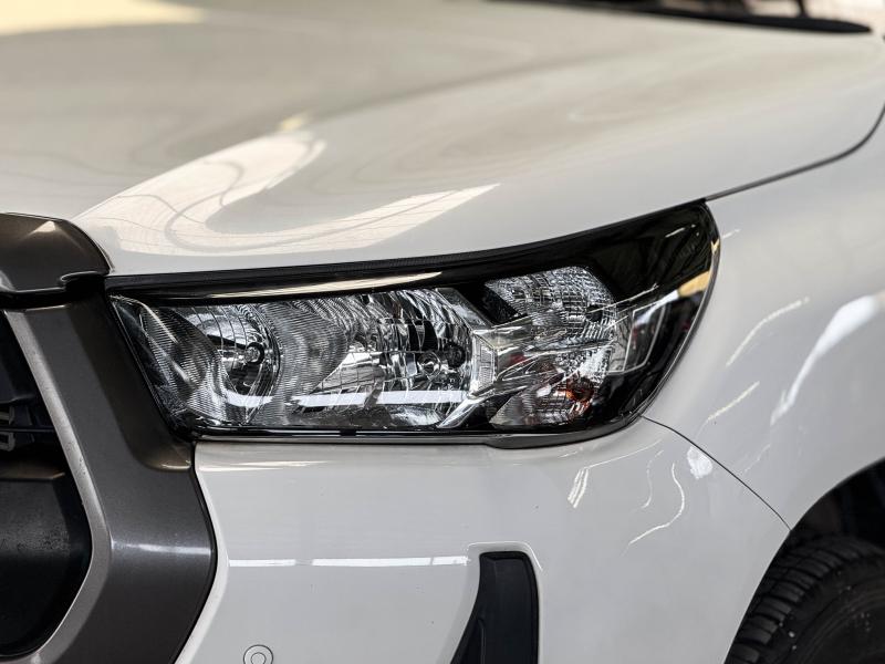 REVO CAB 2.4 ENTRY PRERUNNER รถมือสองเชียงใหม่ รถมือสองลำพูน รถยนต์มือสอง