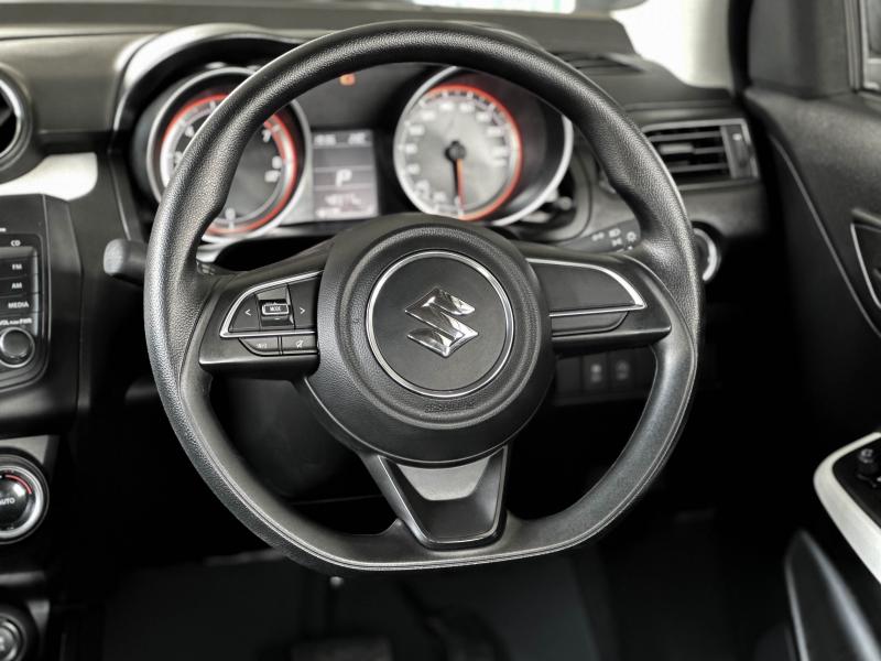 SWIFT 1.2 L GL PLUS CVT รถมือสองเชียงใหม่ รถมือสองลำพูน รถยนต์มือสอง